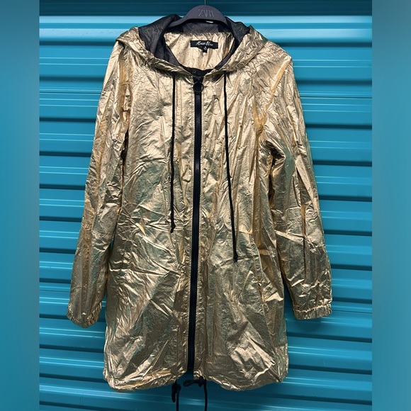 Alice Blue | Jackets & Coats | New Alice Blue Gold Metallic Lightweight ...